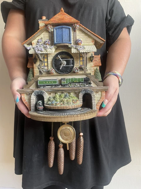 BRADFORD EXCHANGE FLYING Scotsman Memories Of Steam Cuckoo Clock Train ...