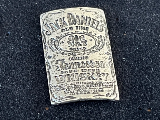 PINS PIN ENAMEL Alcool Whisky Whiskey Jack Daniel's EUR 3,99 - PicClick IT