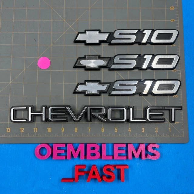 1998-05 CHEVY CHEVROLET S10 Pickup Door LH RH Tailgate Emblem Set ...