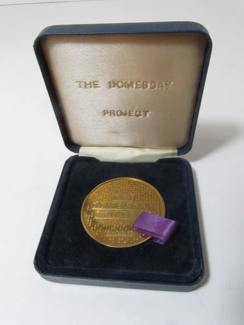 BRITISH BROADCASTING CORP BBC The Domesday Project Medallion 1986 In Case L2 £36.00 - PicClick UK