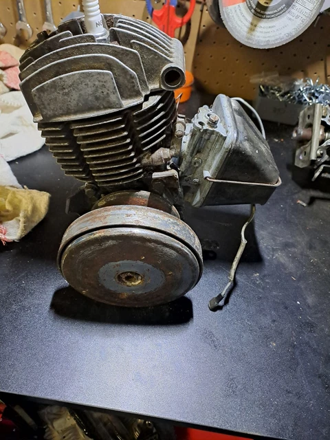 MOTEUR MBK ET Bas Moteur Peugeot 103 EUR 51,00 - PicClick FR