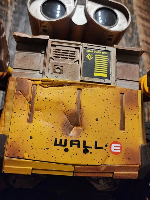 WALL-E REMOTE CONTROL toy robot Pixar Disney Store exclusive 1st not ...