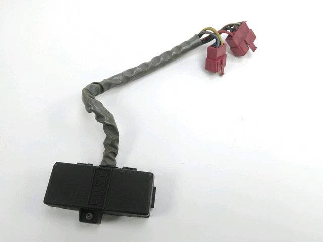 BOITE A FUSIBLES Honda Vfr 750 F 1988-1989 / Ne 35395 EUR 22,90 ...