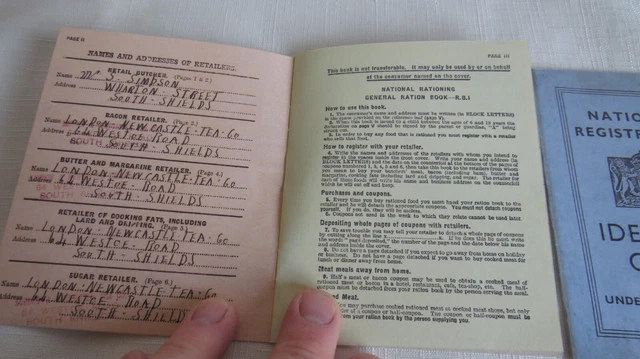 WWII EVACUATION RATION Book And Identity Card - Quality Replicas EUR 3 ...