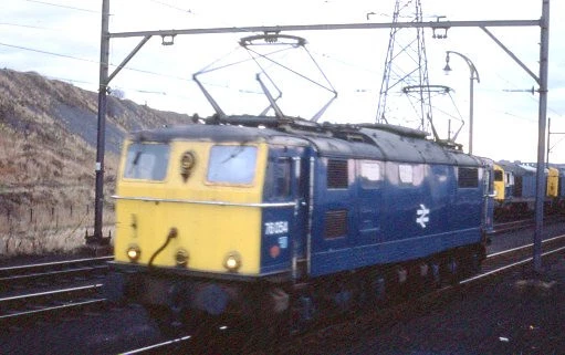 ORIGINAL COLOUR SLIDE of 76054 BR class 76 Woodhead electric loco £2.99 ...