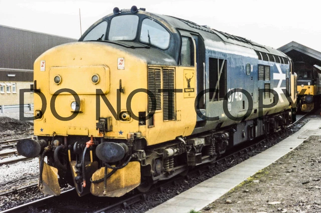 UK DIESEL TRAIN Railway Photograph Of Class 37 37415 Loco. Rm37-1248 £1 ...
