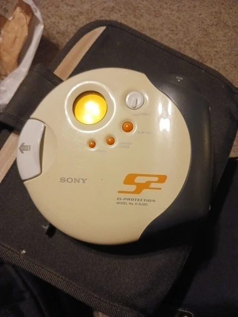 VINTAGE SONY WALKMAN Sports S2 G-Protection Portable CD Player Head ...