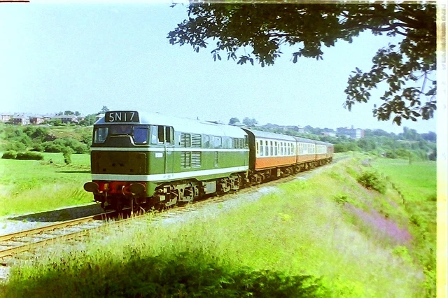 35MM RAILWAY COLOUR Negative Class 31 D5600 at Burrs ELR £1.95 ...