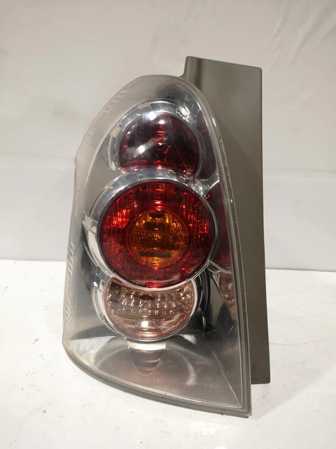 TOYOTA COROLLA VERSO AR10 AUR10 ZNR10 ZNR11 2004 - 2007 Gauche Feu ...