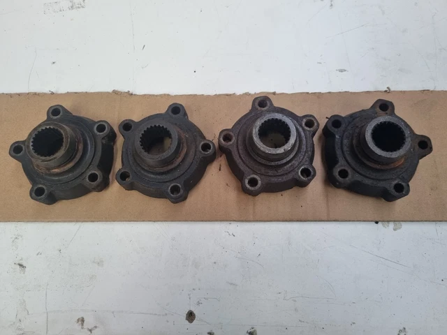 LAND ROVER DEFENDER 90 110 24 Spline Drive Member End Cap x 4 £19.99 ...