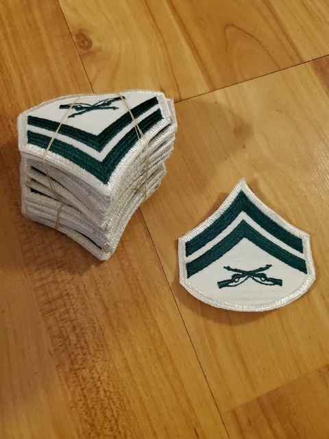 LOT OF 100 US MARINE CORPS E-4 Cpl CORPORAL GREEN CHEVRON PATCH USMC ...