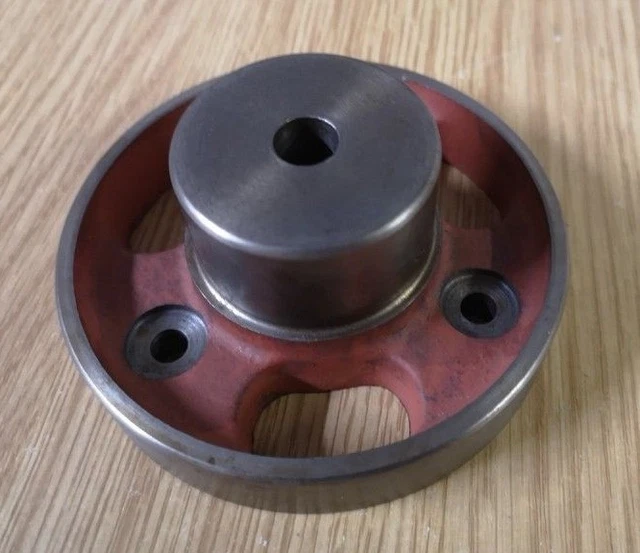 GENUINE LISTER PETTER Lt1 Half Coupling Fly End Pilot Bored 601-32880 £ ...