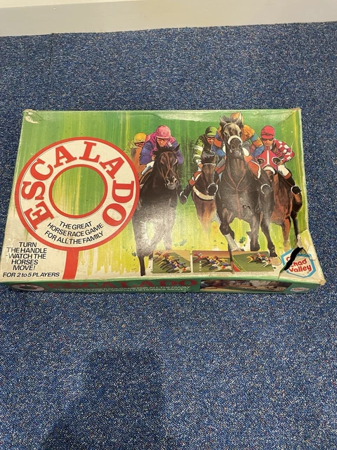 VINTAGE 1970'S CHAD Valley Escalado Horse Racing Game. Lead Horses ...