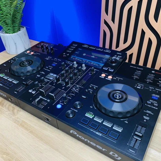 PIONEER DJ XDJ-RR 2-Channel All-In-One DJ System Controller inc ...