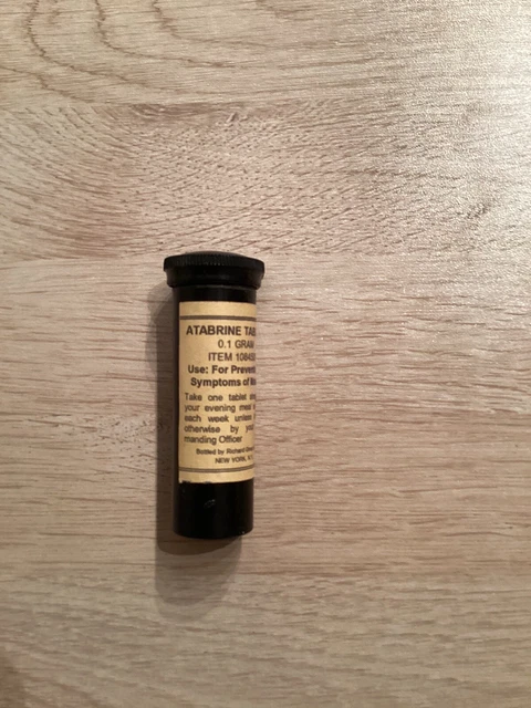 US WW2 VIAL Atabrine En Tenite Black Original - Medical Department EUR ...