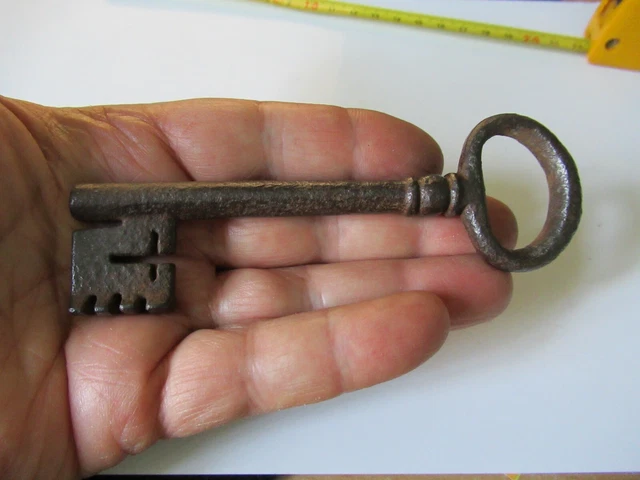ANCIEN CLE CLEF Antique Old Key Alter Schlüssel Vecchia Chiave Llave ...