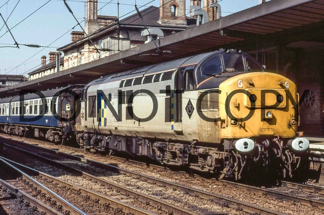 UK DIESEL TRAIN Railway Photograph Of Class 37 Loco 37144. Rm37-499 £1. ...
