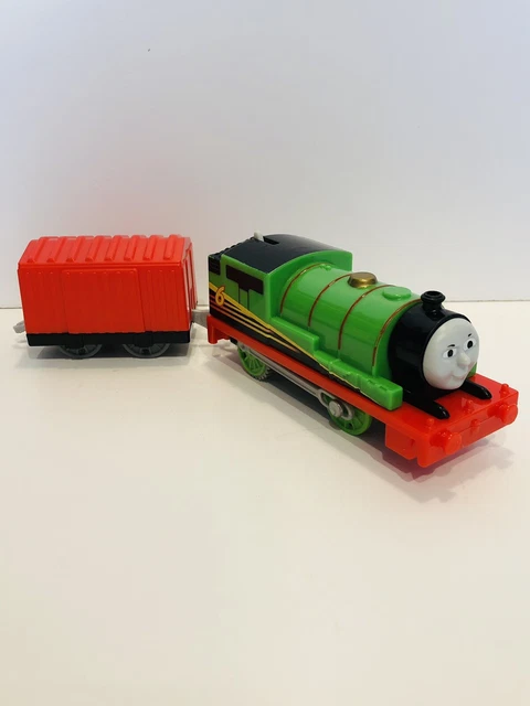 RACING PERCY THOMAS Trackmaster Battery Motorised Train Thomas January ...