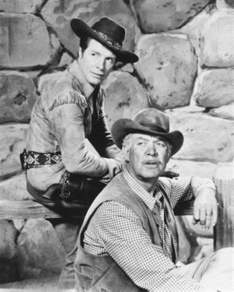 WARD BOND COMME Maj Seth Adams, Robert Horton 8X10 Photo EUR 7,06 ...