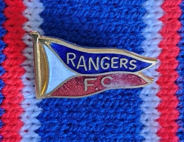 VERY RARE GLASGOW RANGERS STAMPED 1970s COFFER "RANGERS FC FLAG" PIN ...