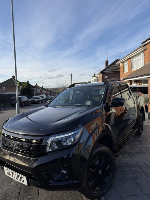 NISSAN NAVARA 2.3 Automatic Double Cab Pick Up 4WD Euro 6 £18,250.00 ...