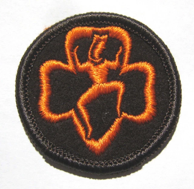 VINTAGE GIRL SCOUT Badge Brownie Emblem 2" Patch 1985 "HAPPY HIKER" New ...