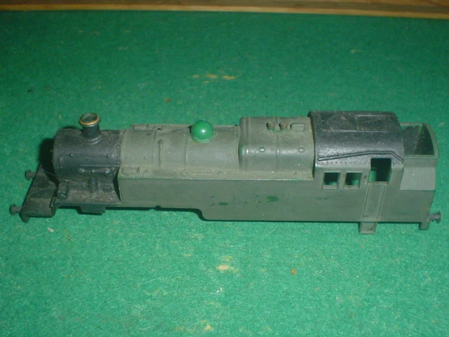 VINTAGE TRIANG OO Gauge R59 Br Green 2-6-2T Tank Locomotive Body $28.44 ...