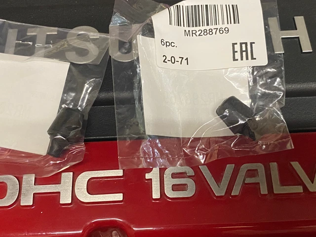 MITSUBISHI LANCER EVO 4 5 6 Bonnet Damper X2 Mr288769 Evolution Cp9A £ ...