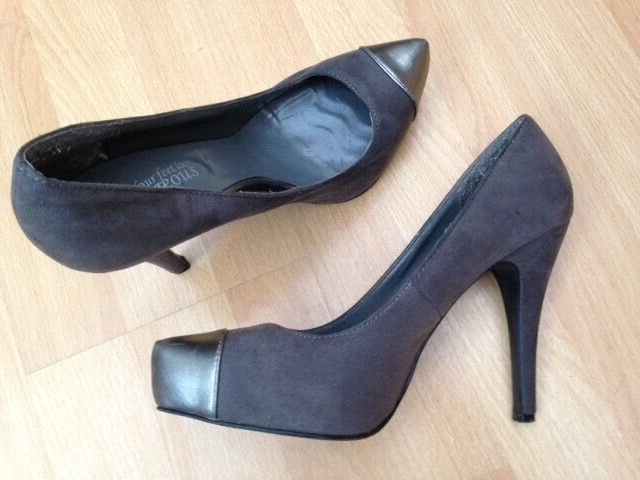 GREY FAUX SUEDE court shoes with hidden platform size 6 vgc £6.00 ...