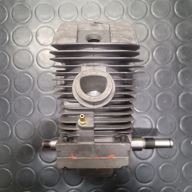 MOTEUR CYLINDRE ARBRE Cylinder Engine Tronçonneuse STIHL 021 023 025 ...