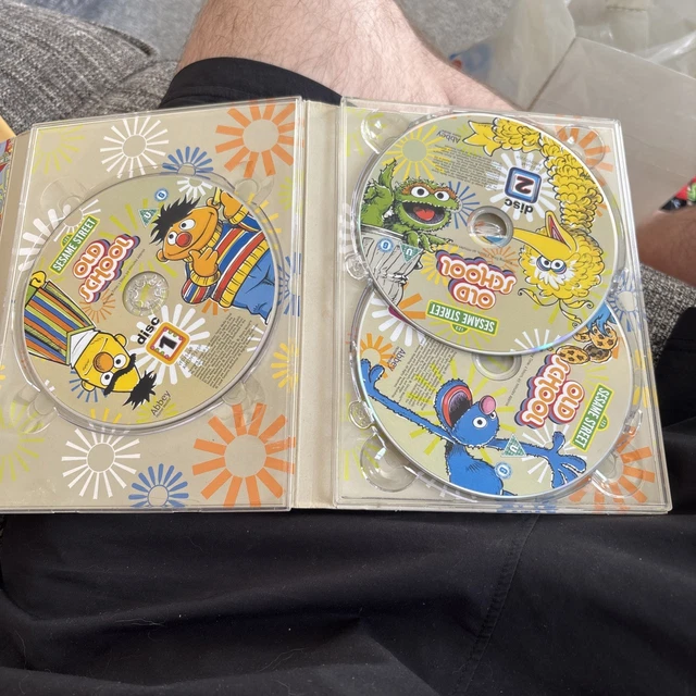 SESAME STREET: OLD School - Volume One (1969-1974) £4.91 - PicClick UK