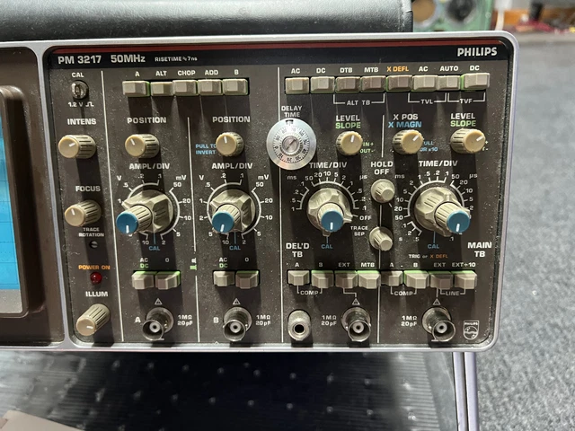 PHILIPS PM3217 50MHZ Dual Channel Oscilloscope with Manual and Probe £ ...