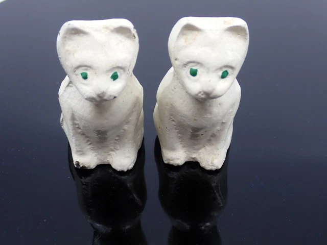 VINTAGE CAST IRON Cat Figurine Pair White Paint Green Eyes Primitive ...