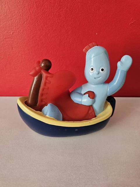 CBEEBIES IN THE Night Garden Iggle Piggle Boat Figure On Wheels £3.99 ...