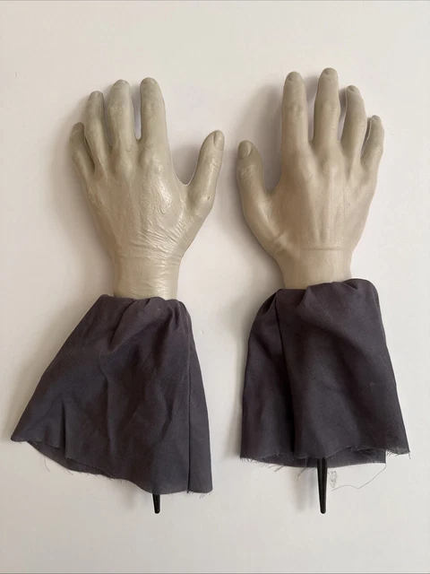 SPIRIT HALLOWEEN PROSTHETIC Props Horror Movies Props Fake Corpse Hands ...