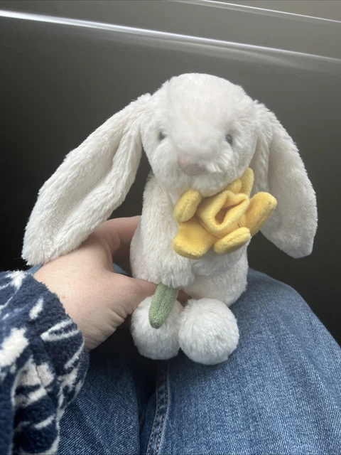 RARE RETIRED JELLYCAT Bunny Holding Daffodil BNWT Brand New £146.30 ...