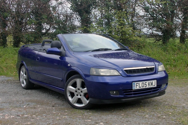 VAUXHALL ASTRA CONVERTIBLE Bertone Exclusive 1.8 (2005) £2,195.00 ...