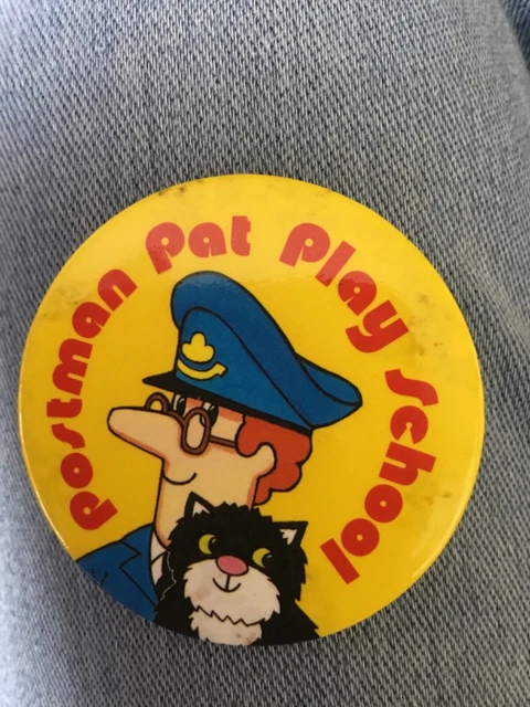 Postman Pat Badges IN VENDITA! - PicClick IT