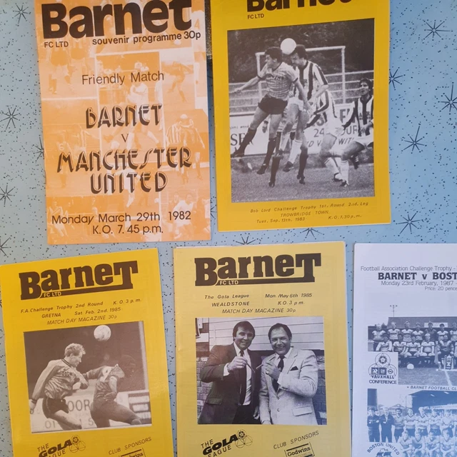 BARNET FC 1980'S programmes x5 Bundle includes Manchester United 1982 £ ...