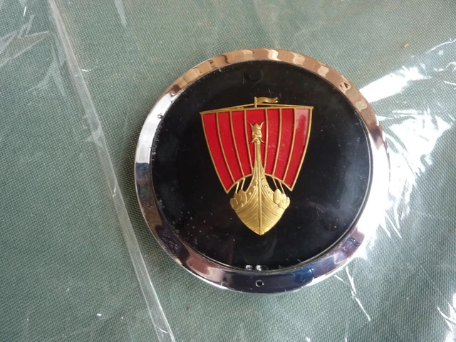 ROVER P6 BOOT mount badge complete. NOS. Part no 369149. £275.00 ...