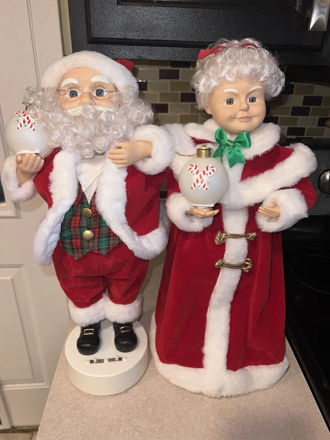 TELCO MOTIONETTES ANIMATED Santa And Mrs Claus l8" Music Light Vintage ...