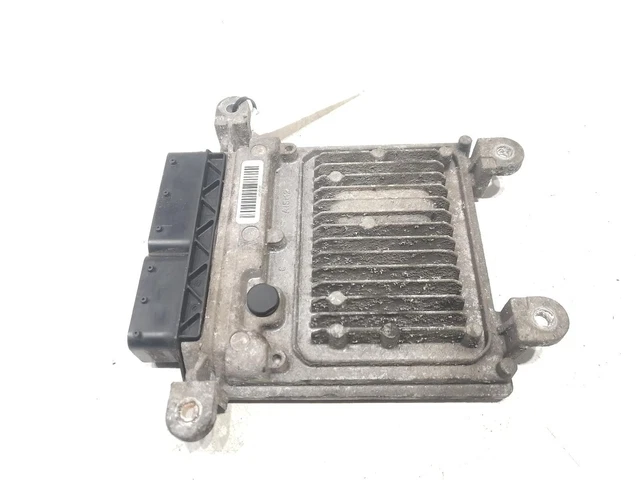 MERCEDES SPRINTER ENGINE Control Module Ecu A6519000601 W906 2013 ...