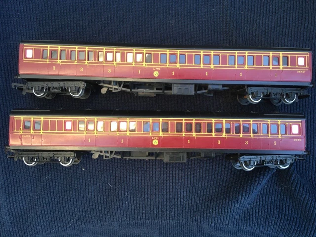 PAIR TRIANG R747 R748 Caledonian Composite Coaches 2640 2643 LMS Maroon ...