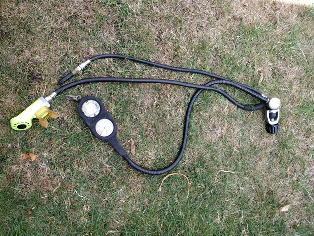 OCEANIC OMEGA 2 regulator w/pressure gauge and deco buoy / lifting bag ...