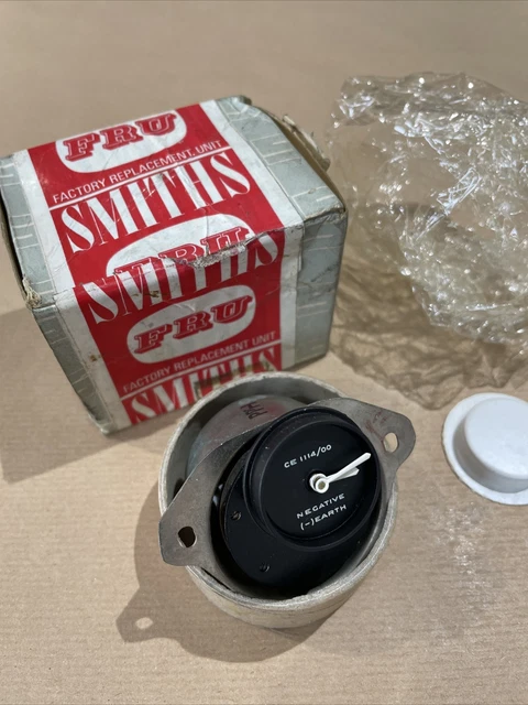 JAGUAR MK2 DAIMLER V8 Smiths Electric Clock CE1114/00 £200.00 - PicClick UK