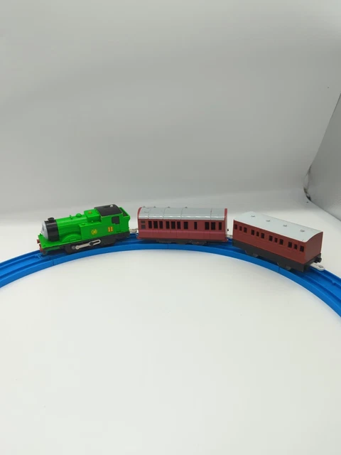 VINTAGE THOMAS THE Tank & Friends Trackmaster Motorized Oliver Train ...