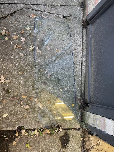 CLASSIC MINI MK1, Mk2 Mk3 Genuine Triplex Front Windscreen Clear fits ...