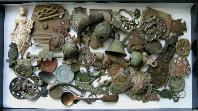 LARGE GROUP OF English Metal Detecting Finds from Hampshire EUR 79,90 ...