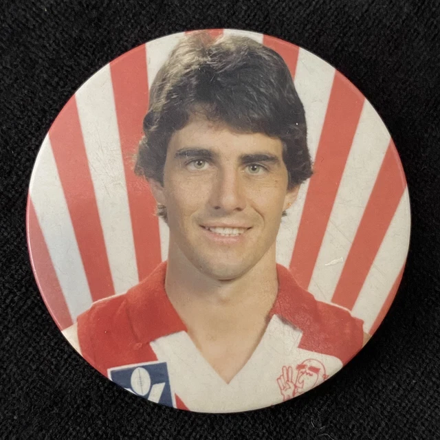 VINTAGE 80S VFL SOUTH MELBOURNE SWANS Player PIN BADGE Football AFL $75 ...