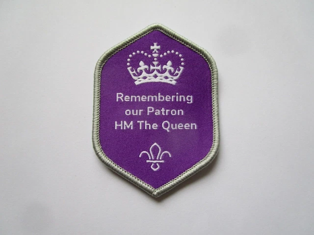 SCOUT & GUIDE Remembering our Patron HM Queen Elizabeth BADGE blanket Award £2.00 - PicClick UK